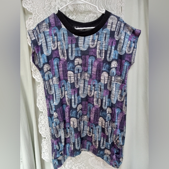 Tops | Soft Colorful Knit Shortsleeved Tunic Top | Poshmark